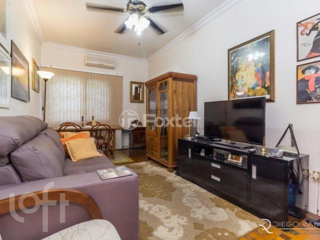 Apartamento com 2 dormitórios em Porto Alegre