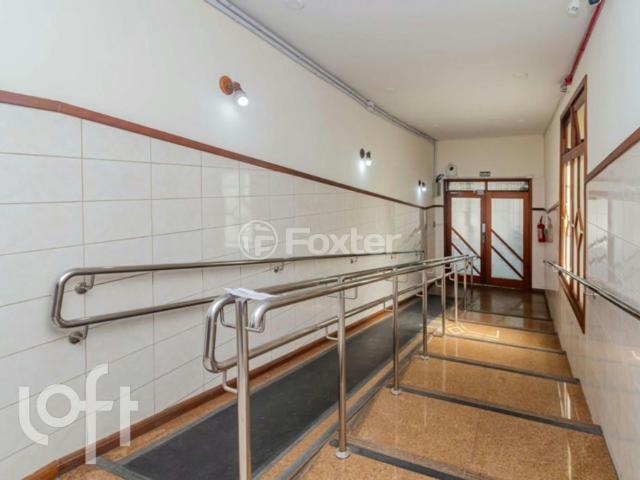 Apartamento com 2 dormitórios em Porto Alegre