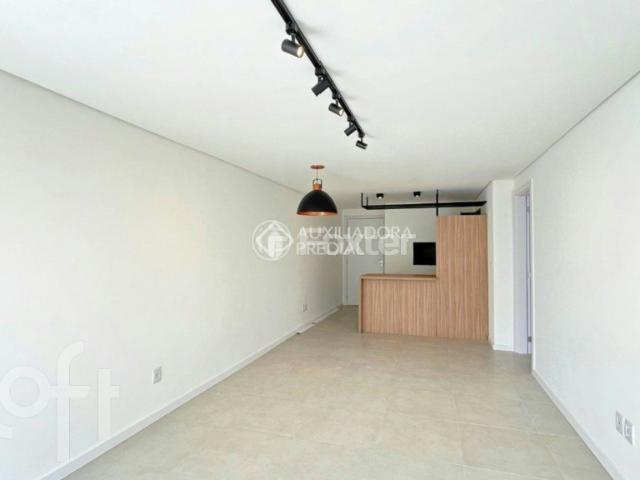 Apartamento com 2 dormitórios em Porto Alegre