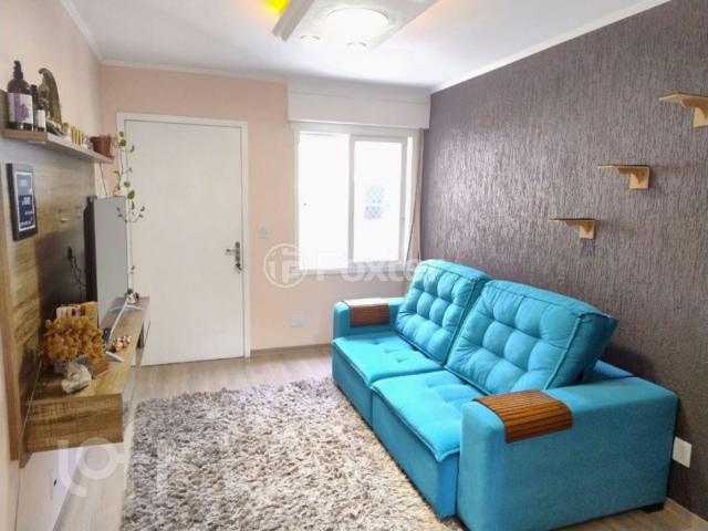 Apartamento com 2 dormitórios em Porto Alegre