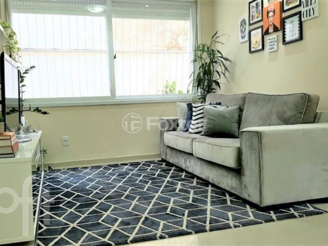 Apartamento com 2 dormitórios em Porto Alegre