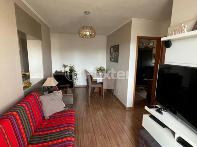 Apartamento com 2 dormitórios em Porto Alegre