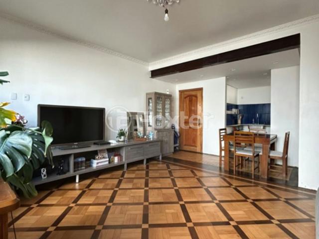 Apartamento com 2 dormitórios em Porto Alegre