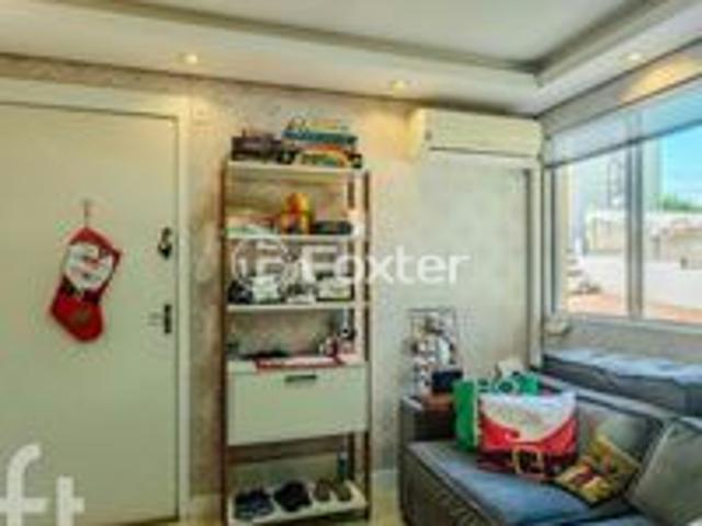 Apartamento com 2 dormitórios em Porto Alegre