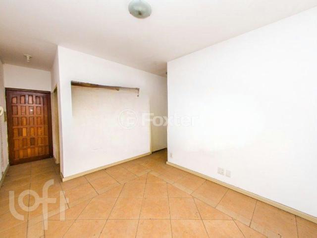 Apartamento com 2 dormitórios em Porto Alegre