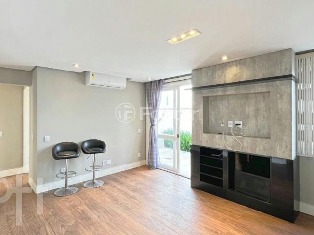 Apartamento com 2 dormitórios em Porto Alegre