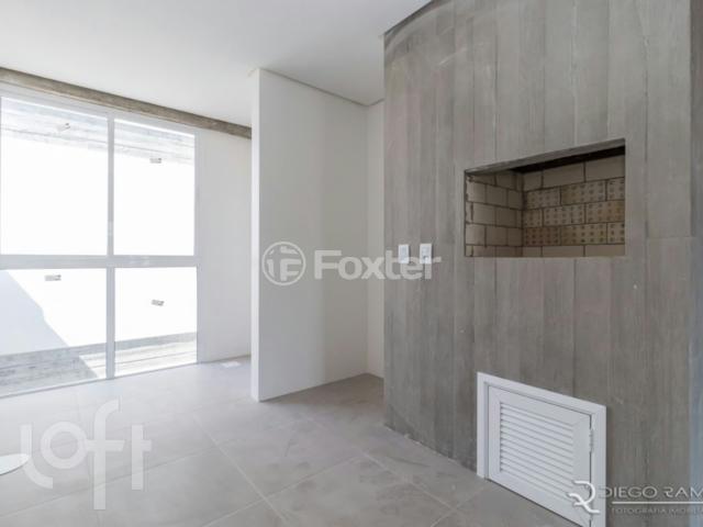 Apartamento com 2 dormitórios em Porto Alegre