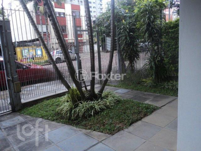 Apartamento com 2 dormitórios em Porto Alegre