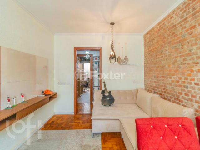 Apartamento com 2 dormitórios em Porto Alegre