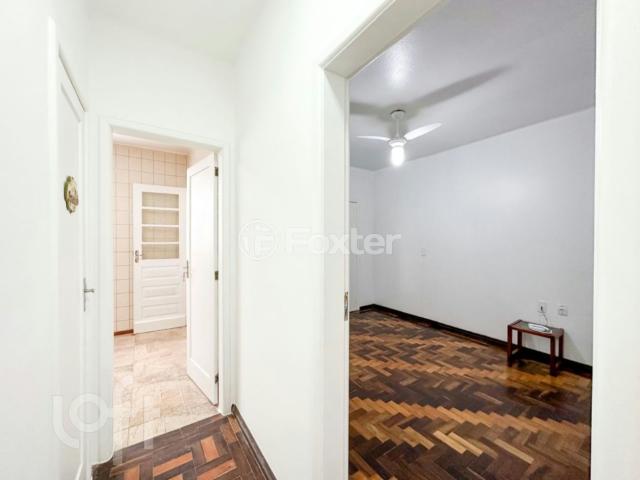 Apartamento com 2 dormitórios em Porto Alegre