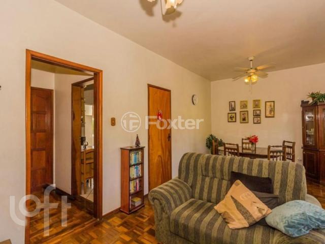 Apartamento com 2 dormitórios em Porto Alegre