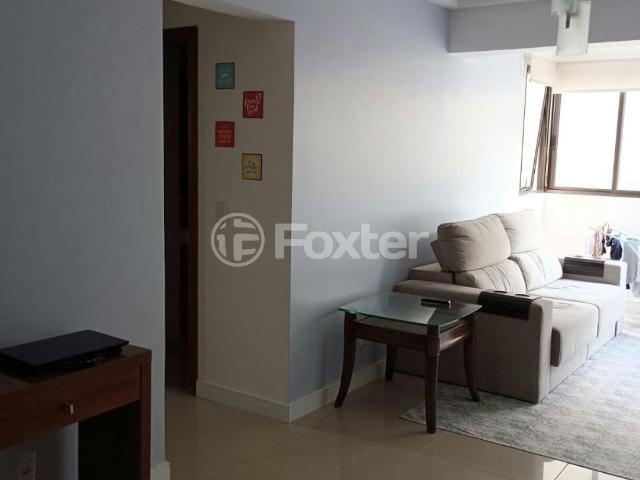 Apartamento com 2 dormitórios em Porto Alegre