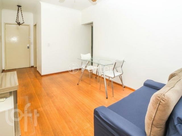 Apartamento com 2 dormitórios em Porto Alegre
