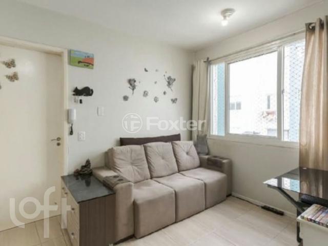 Apartamento com 2 dormitórios em Porto Alegre