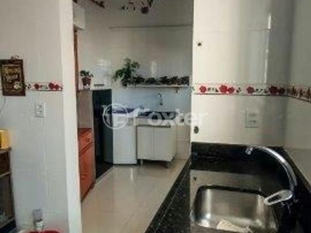Apartamento com 2 dormitórios em Porto Alegre