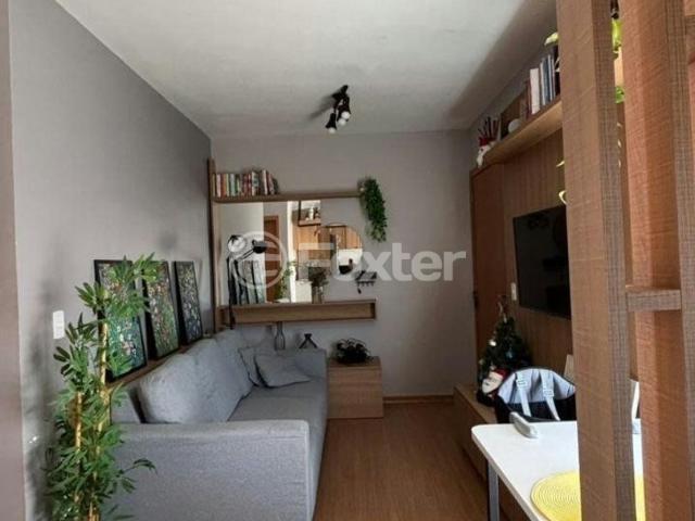 Apartamento com 2 dormitórios em Porto Alegre