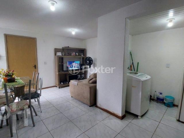 Apartamento com 2 dormitórios em Porto Alegre