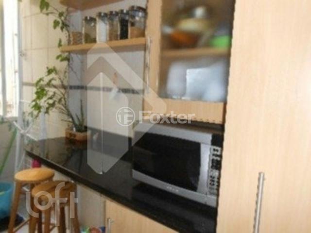 Apartamento com 2 dormitórios em Porto Alegre