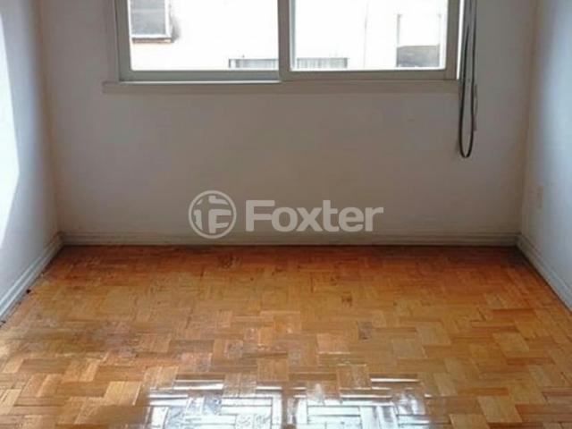 Apartamento com 2 dormitórios em Porto Alegre
