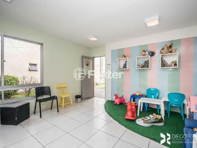 Apartamento com 2 dormitórios em Porto Alegre