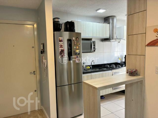Apartamento com 2 dormitórios em Porto Alegre