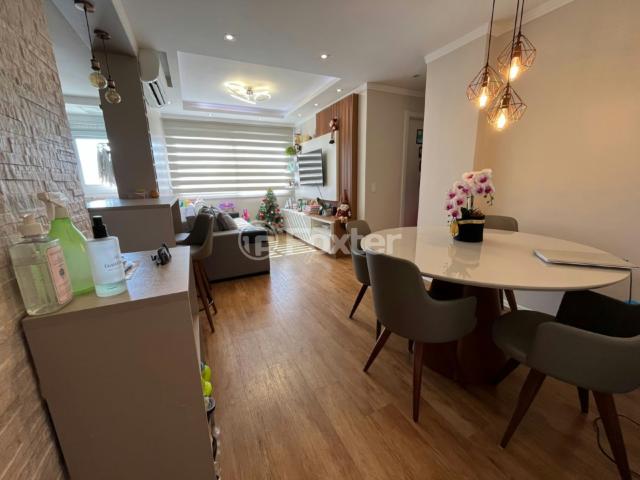 Apartamento com 2 dormitórios em Porto Alegre