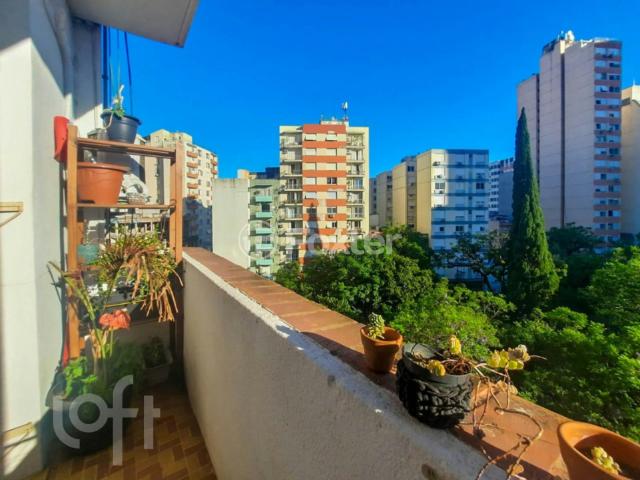 Apartamento com 2 dormitórios em Porto Alegre