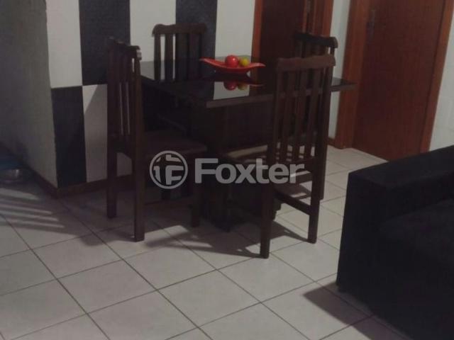 Apartamento com 2 dormitórios em Porto Alegre