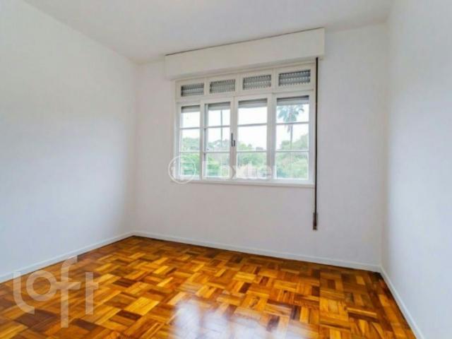Apartamento com 2 dormitórios em Porto Alegre