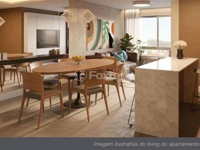 Apartamento com 2 dormitórios em Porto Alegre