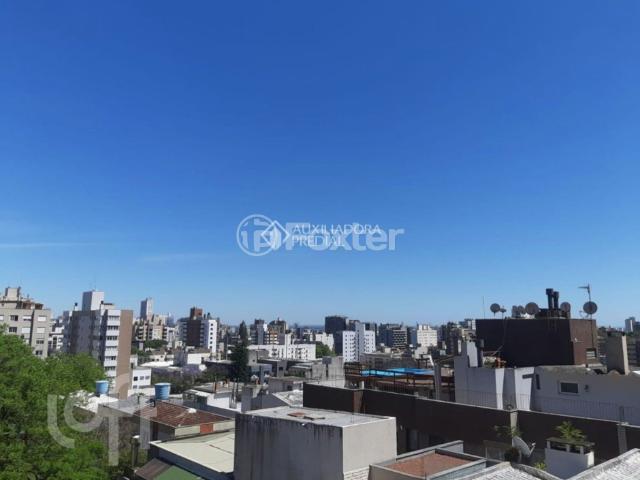 Apartamento com 2 dormitórios em Porto Alegre