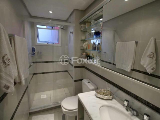 Apartamento com 2 dormitórios em Porto Alegre
