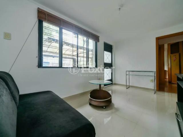 Apartamento com 2 dormitórios em Porto Alegre