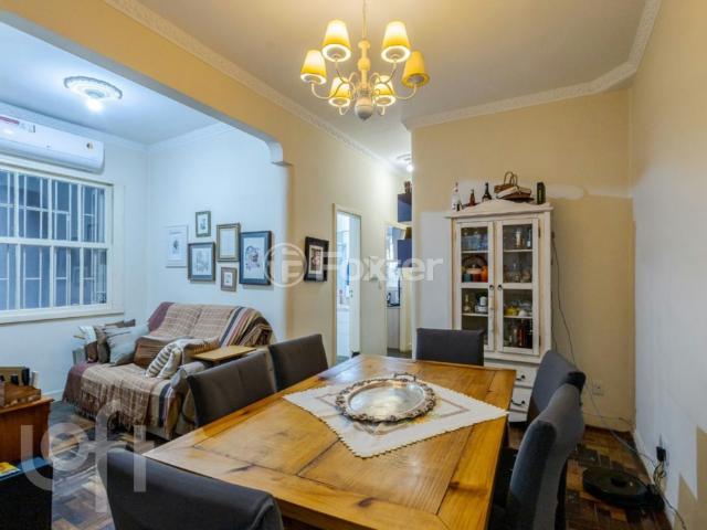 Apartamento com 2 dormitórios em Porto Alegre