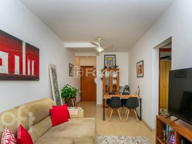 Apartamento com 2 dormitórios em Porto Alegre