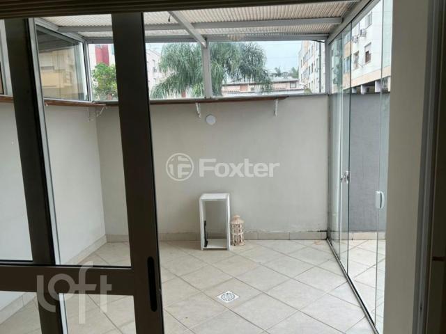 Apartamento com 2 dormitórios em Porto Alegre