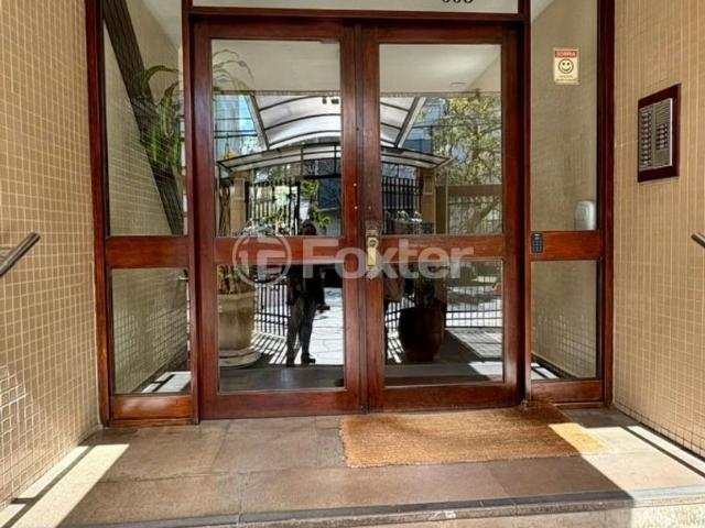 Apartamento com 2 dormitórios em Porto Alegre