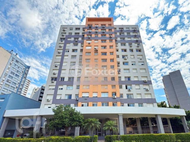 Apartamento com 2 dormitórios em Porto Alegre