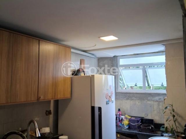 Apartamento com 2 dormitórios em Porto Alegre