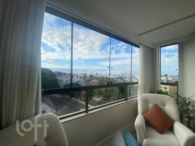 Apartamento com 2 dormitórios em Porto Alegre