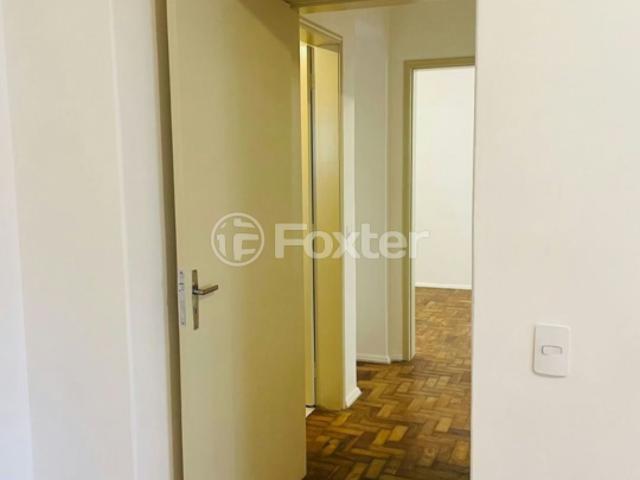 Apartamento com 2 dormitórios em Porto Alegre