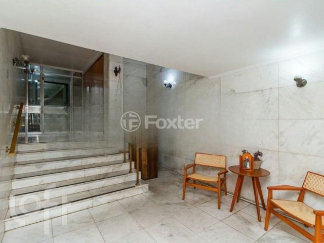 Apartamento com 2 dormitórios em Porto Alegre