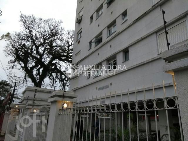 Apartamento com 2 dormitórios em Porto Alegre