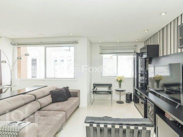 Apartamento com 2 dormitórios em Porto Alegre