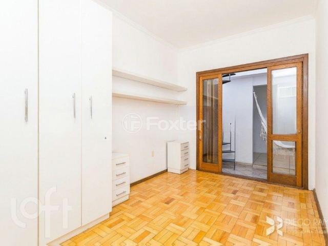 Apartamento com 2 dormitórios em Porto Alegre