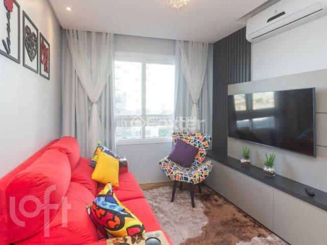 Apartamento com 2 dormitórios em Porto Alegre