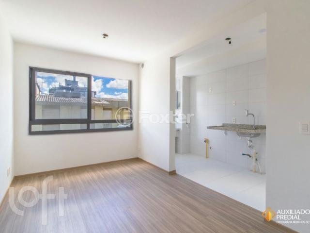 Apartamento com 2 dormitórios em Porto Alegre