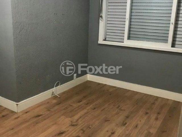 Apartamento com 2 dormitórios em Porto Alegre