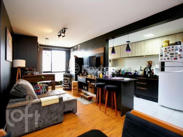 Apartamento com 2 dormitórios em Porto Alegre