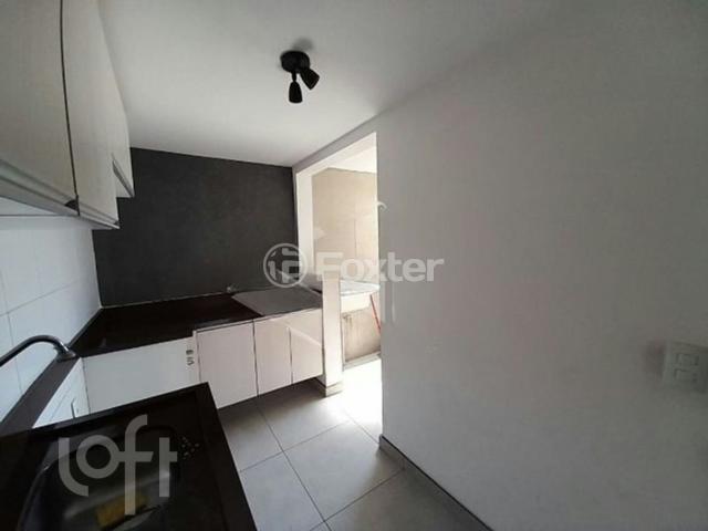 Apartamento com 2 dormitórios em Porto Alegre